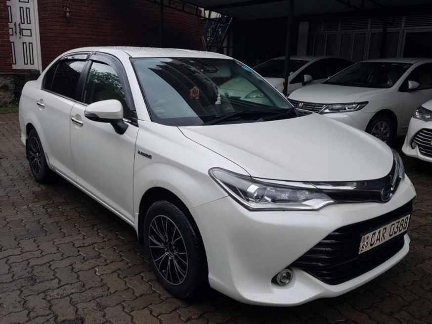 Toyota Axio Hybrid (2015) - Tangalla