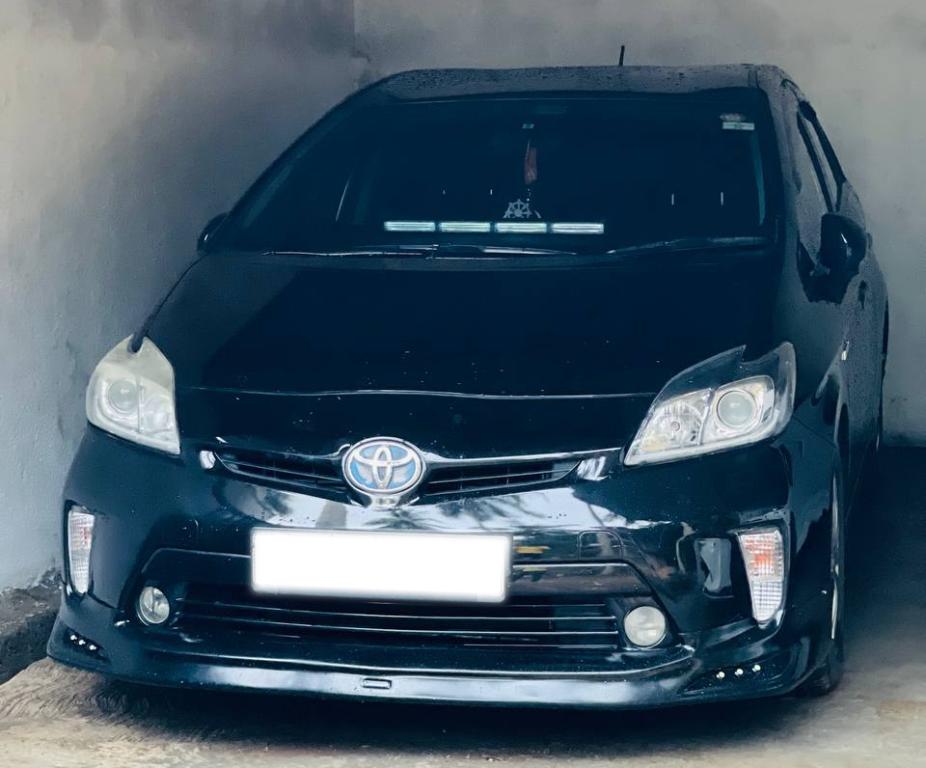 Toyota Prius (2015) - Habaraduwa